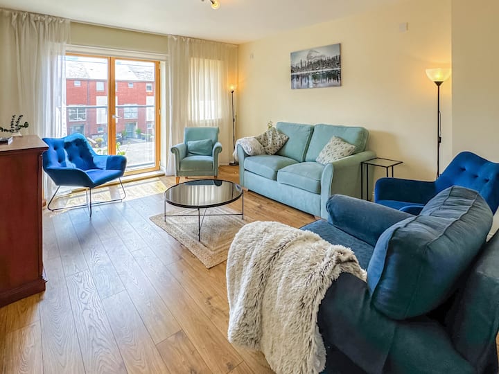 Marina Escape - Swansea