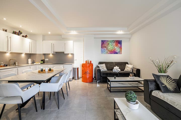 Apt T2 Moderne Avec Balcon - Cannes/croisette - Cannes