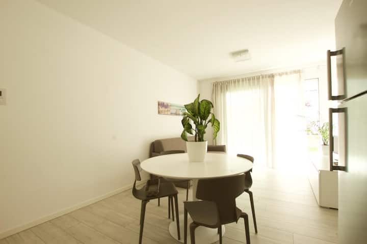 Charming Apartment With A Private Garden - Eraclea Mare
