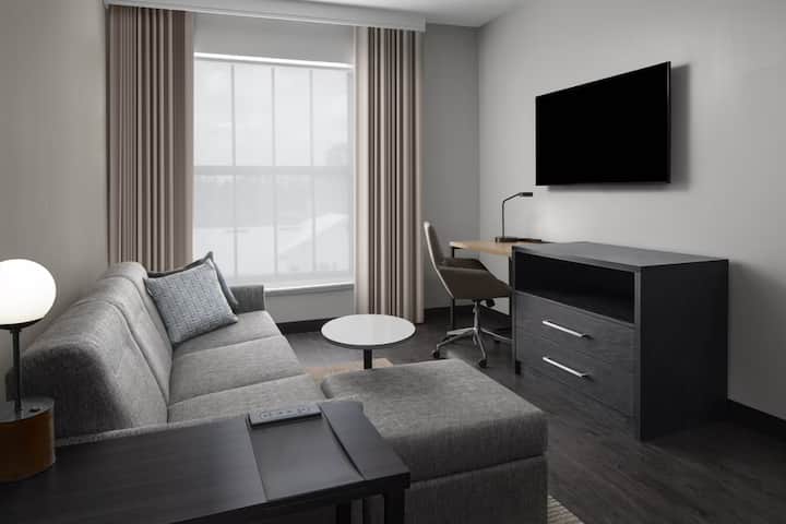 Enjoy Hot Bkf In 2 Cozy Suites Near Mayo Clinic - Jacksonville Beach, FL
