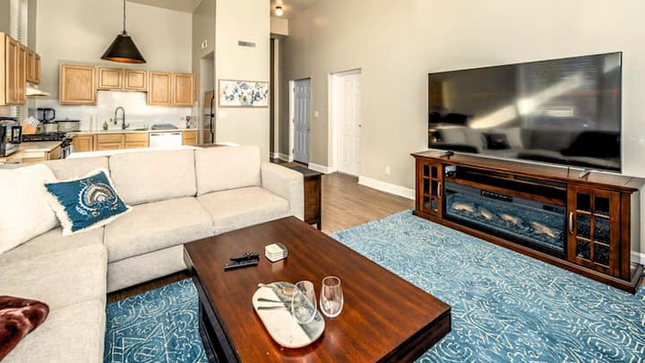 Renovated | Near Uc+tql Stadium | Free Parking-fl1 - Cincinnati, OH