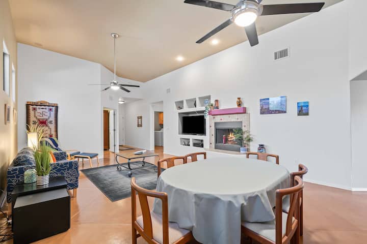 Desert Sky Retreat Near Colossal Cave & Parks - Tucson, AZ