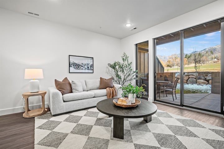 Escape To Eden Ptc103|ski Getaway|fireplace & View - Eden, UT