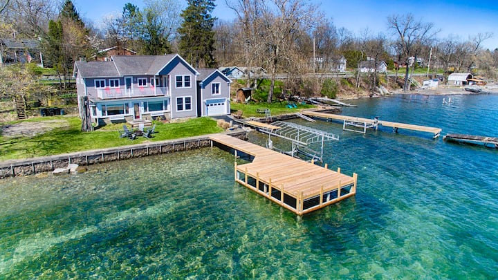 Cayuga Gray: Lakefront Home Near Cayuga Wineries! - Aurora, NY