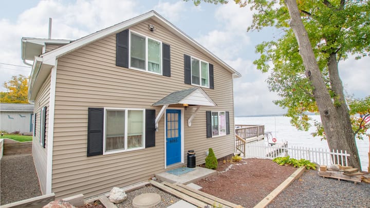 The French Cottage: Lakeside Family Retreat! - Aurora, NY