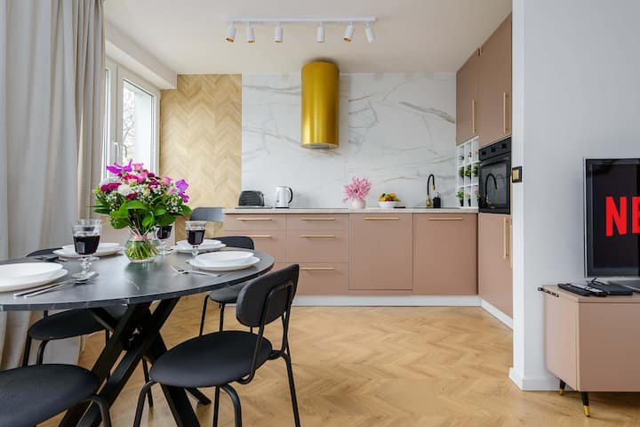 Lumina Spacious Apartment In Warsaw - Warsaw