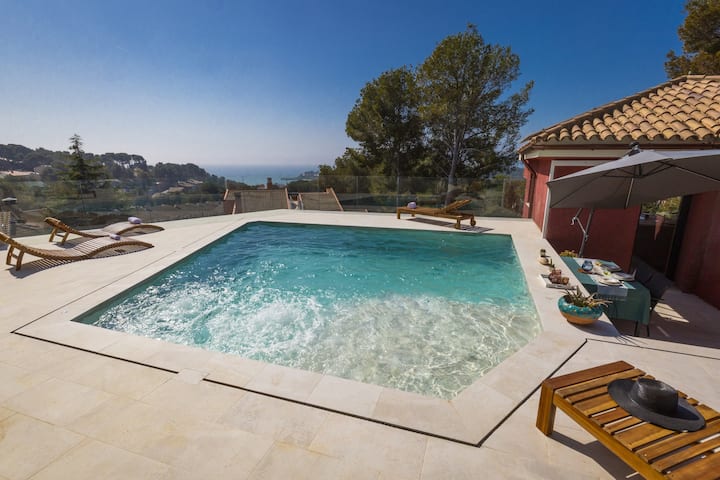Mora Villa Relax Only Families- Piscine Spectacula - Altafulla
