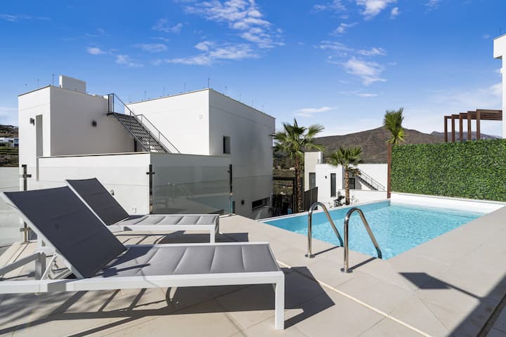 Villa Kolibri | Mountain View - Pool - Garden - Costa del Sol