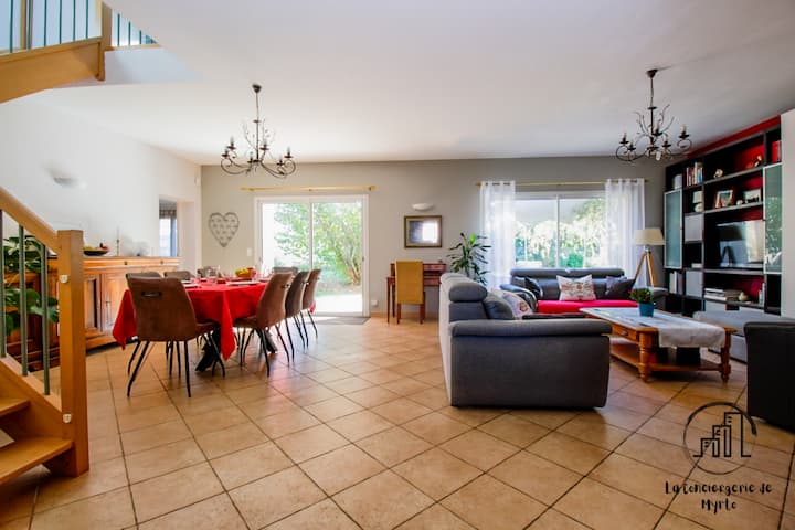 Villa Du Chanoine *Clim *Piscine *Wifi - Albi