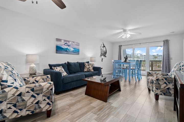 La Mirage Condo 216 | Beachfront Condo Resort - Port Aransas, TX