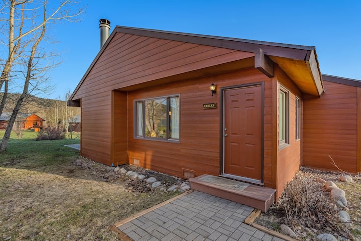 Indian- Full Kitchen, Pet Friendly, Stunning Views - Pearl Lake State Park, Clark