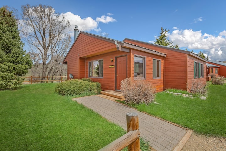 Wood Duck - Quiet Retreat Tucked Away On The River - Pearl Lake State Park, Clark