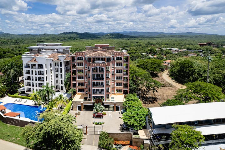 Charming 2br Condo In Playa Langosta: Beach & Fun! - Playa Langosta