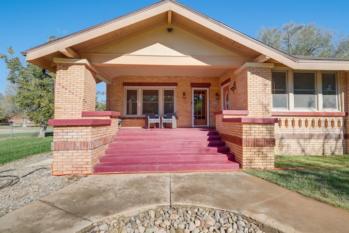 Walk To Main Street: Charming Roswell Home! - Roswell, NM