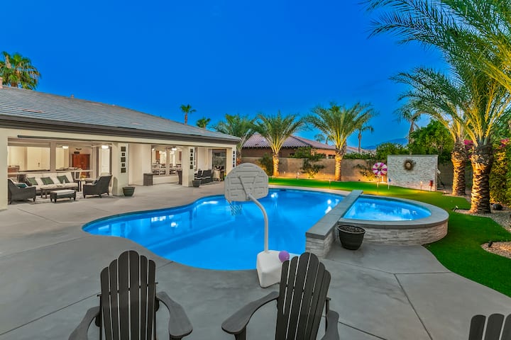 Desert Haven: Pool, Spa, Mini-golf, And More - Indio, CA