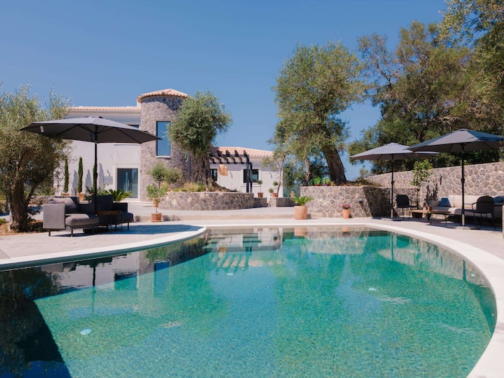 Zervos By Vintage Travel - Corfu