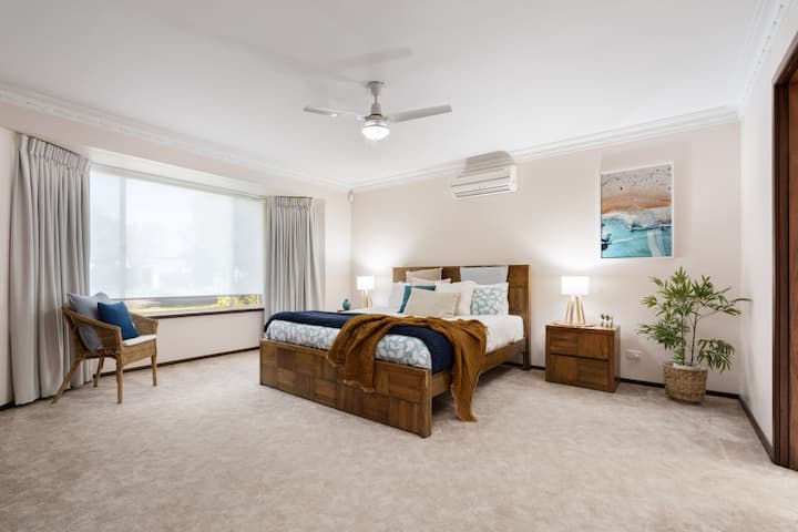 Busselton By The Bay - Busselton Central - Busselton