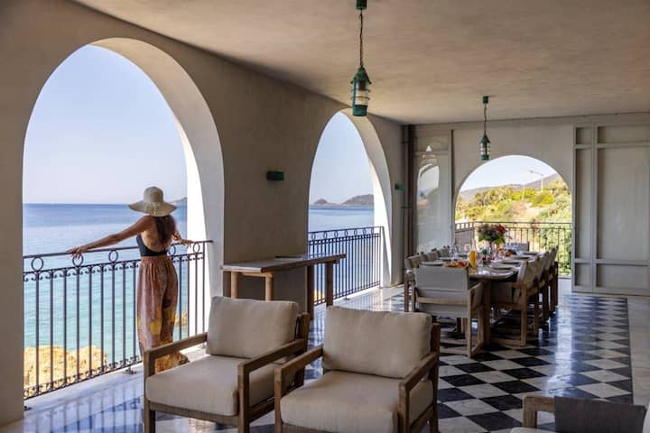 Villa Dolce Vita- 6 Chambres, Pieds Dans L'eau, Vu - Ajaccio