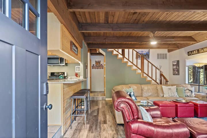 Tahoe Blue Haven- Dog-friendly W/ Private Yard - North Lake Tahoe, CA