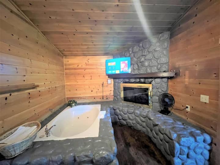 Near Alpine Slide!- Bear Manor10 - Big Bear Lake, CA