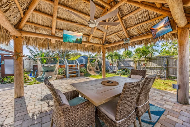 3br Cocoa Beach Oasis W Tiki Hut & Kayaks (Walk To - Cocoa Beach, FL
