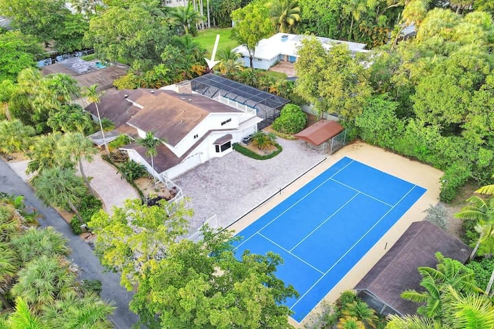 10br Estate 2 Homes Tennis Pool - Fort Lauderdale