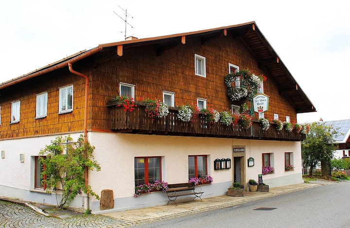Ferienwohnung 50qm (Gasthof Zur Alten Post) - Neureichenau