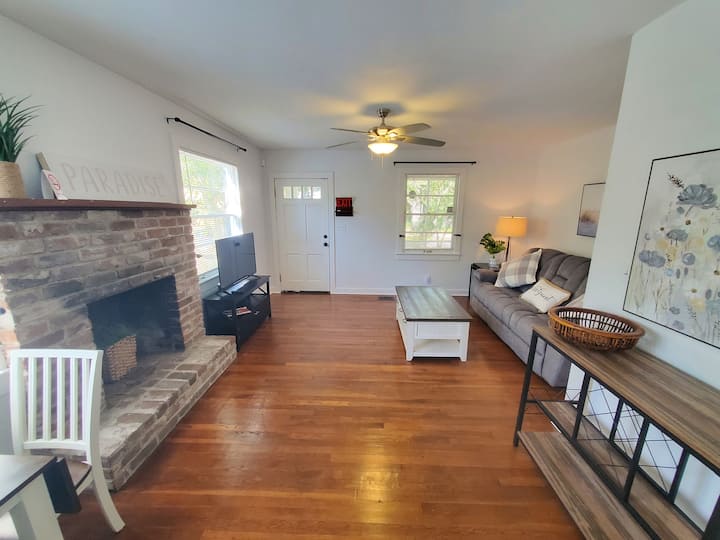 Downtown Getaway - Pet Friendly - St. Augustine, FL