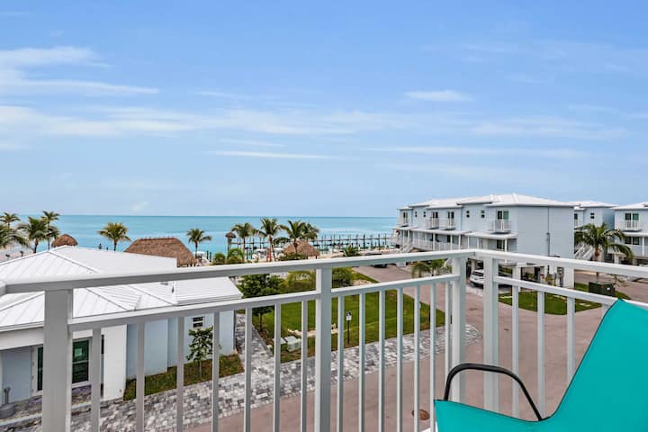 Seashell Sanctuary 1b/2ba Pool Clubhouse Elevator - Marathon, FL