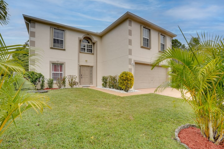 Family Gem In Port St Lucie W/ Backyard & Pool! - Port St. Lucie, FL