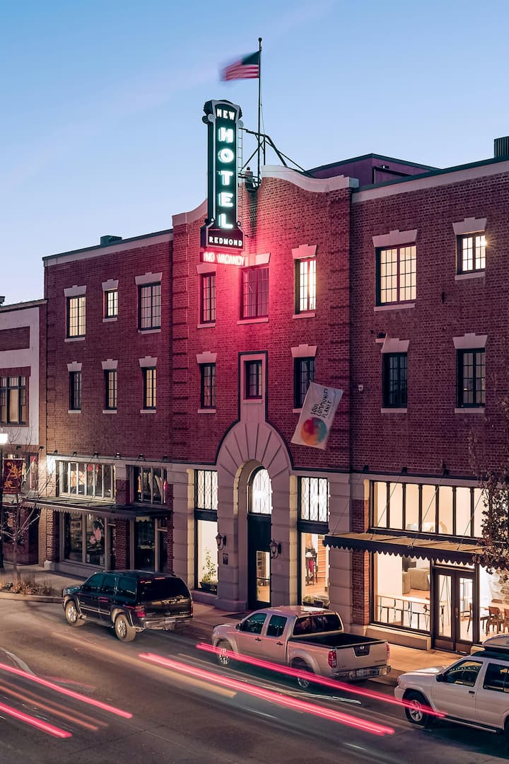 Next-level Wellness Perks & Sustainable Practices - Redmond, OR
