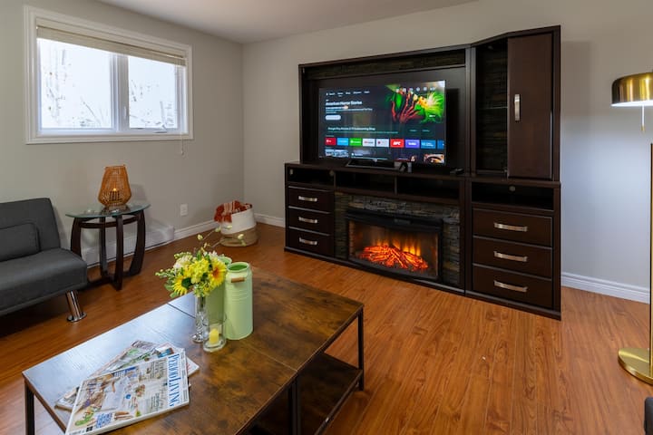 Ipperwash Escape! Steps To The Best Beach! - Port Franks