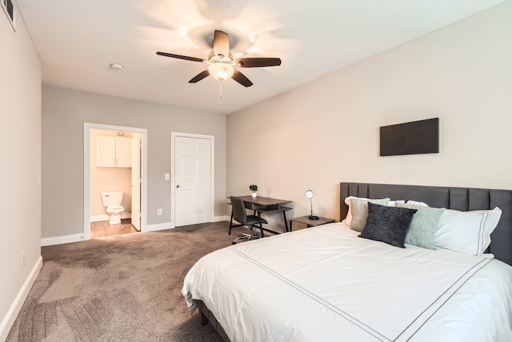 Crest At Midtown 4221 L 1 Bedroom 1 Bathroom - Atlanta, GA
