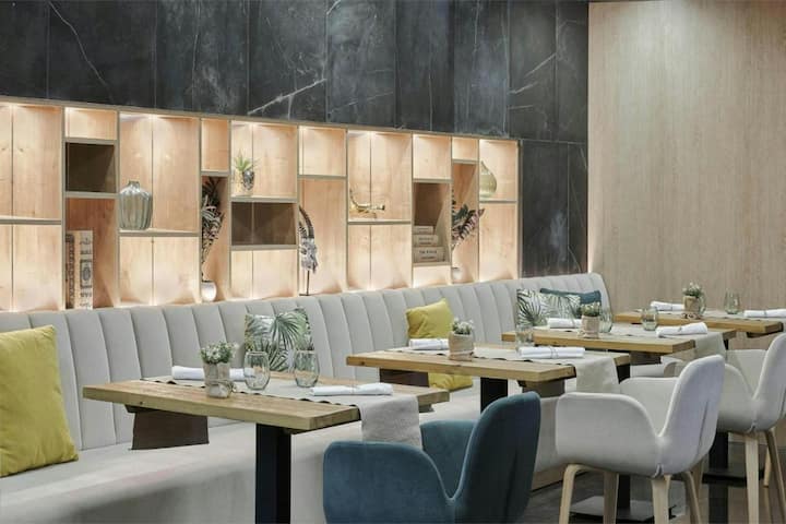 Amazing Hotel Room With Private Terrace By Vincci - Zaragoza