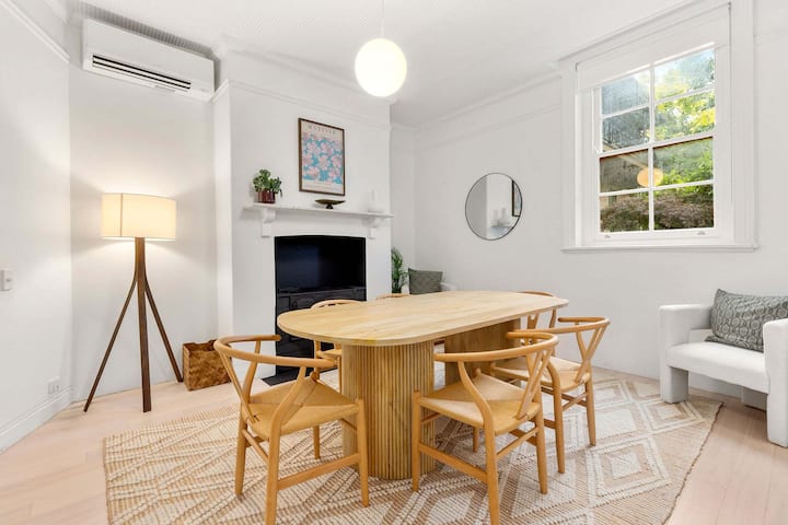 Luxury Living Near Circular Quay - Lane Cove National Park