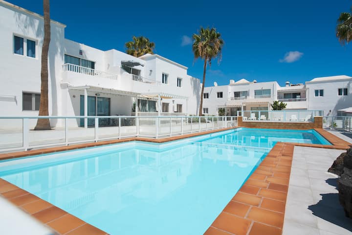 Lanzahost Tabaiba Green - Costa Teguise