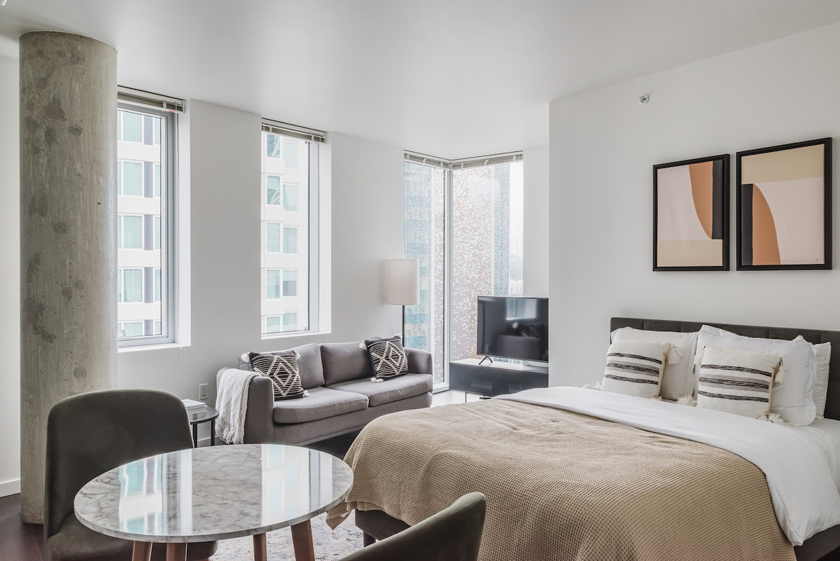 Blueground | Bellevue, pool, near parks - Apartments for Rent in ...