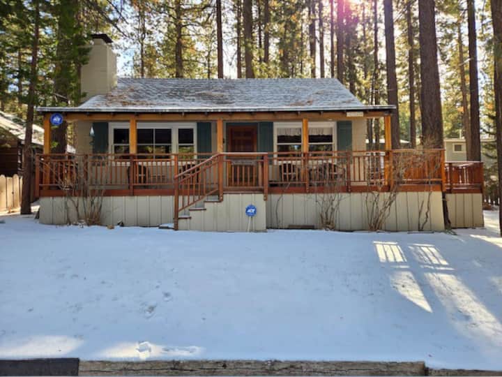 Aspen Cabin: The Perfect Summer Getaway! - South Lake Tahoe, CA