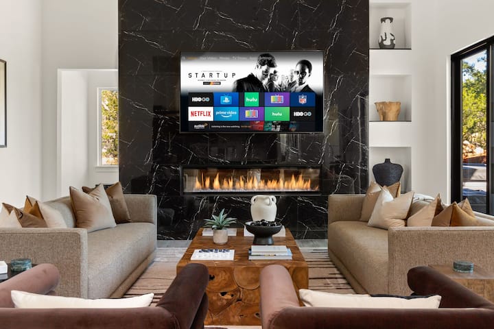 *New*modern Lux I Movie Theater I Spa I Ev Charger - Dripping Springs, TX