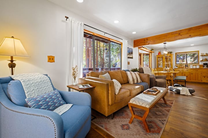 Nana & Papa’s Nest |East Village On The Meadow - China Peak Mountain Resort, CA