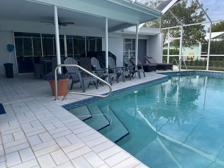Lovely 5br Marco Home L Pool L Near Beaches - Marco Island, FL