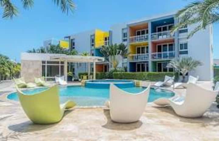 Centrally Located, Short Drive To Beach - Aruba