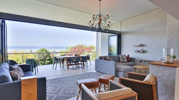 Palmwag | Your Private Oasis | Ocean View - Hermanus