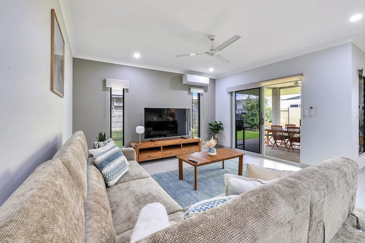 Banksia House | Modern 3 Bed 2 Bath - Humpty Doo