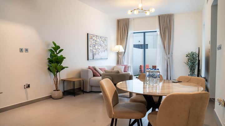 Elegance Redefined: Your Luxury Villa Awaits - Abu Dhabi