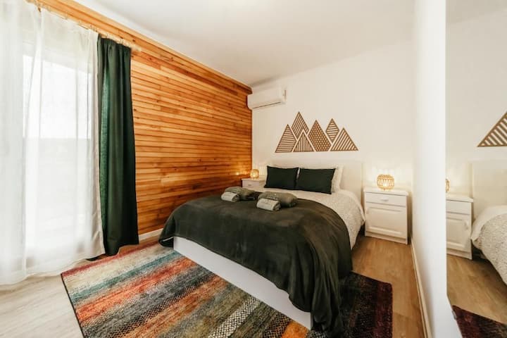 Entre Vales — Refúgio Penhas Da Saúde - Covilhã