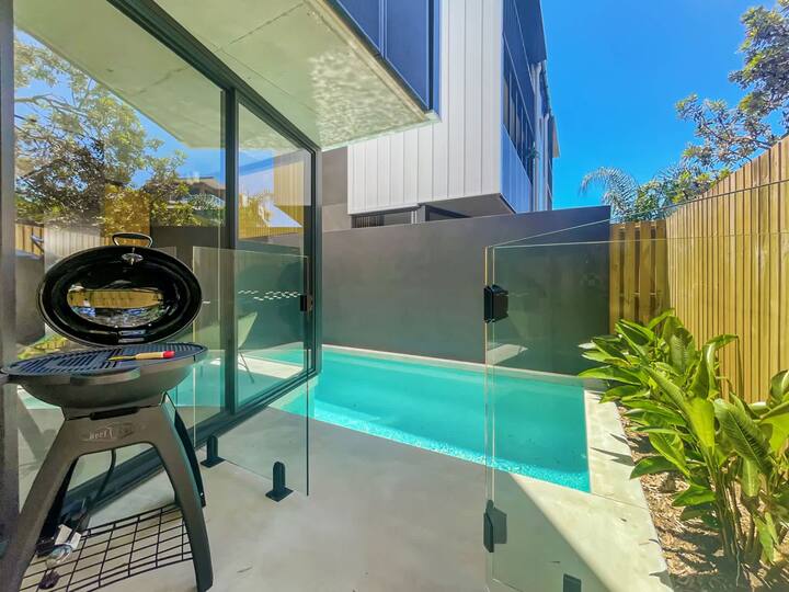 The Smith, Mooloolaba Beach Retreat - Mooloolaba