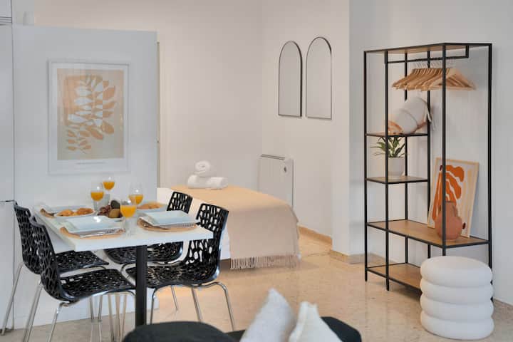 Céntrica Suite Boutique - Downtown Area - Algeciras