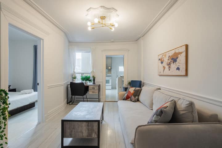 Grand Urban | 4br Luxe Loft In Griffintown - Montreal