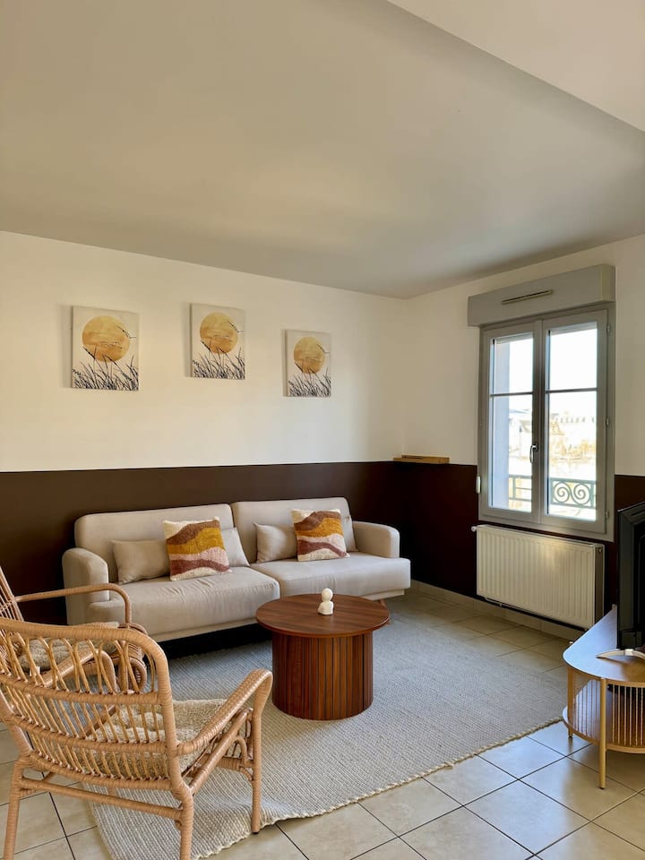 Panorama Privé - 3chambres- Parking Et Terrasse - ibis Soissons